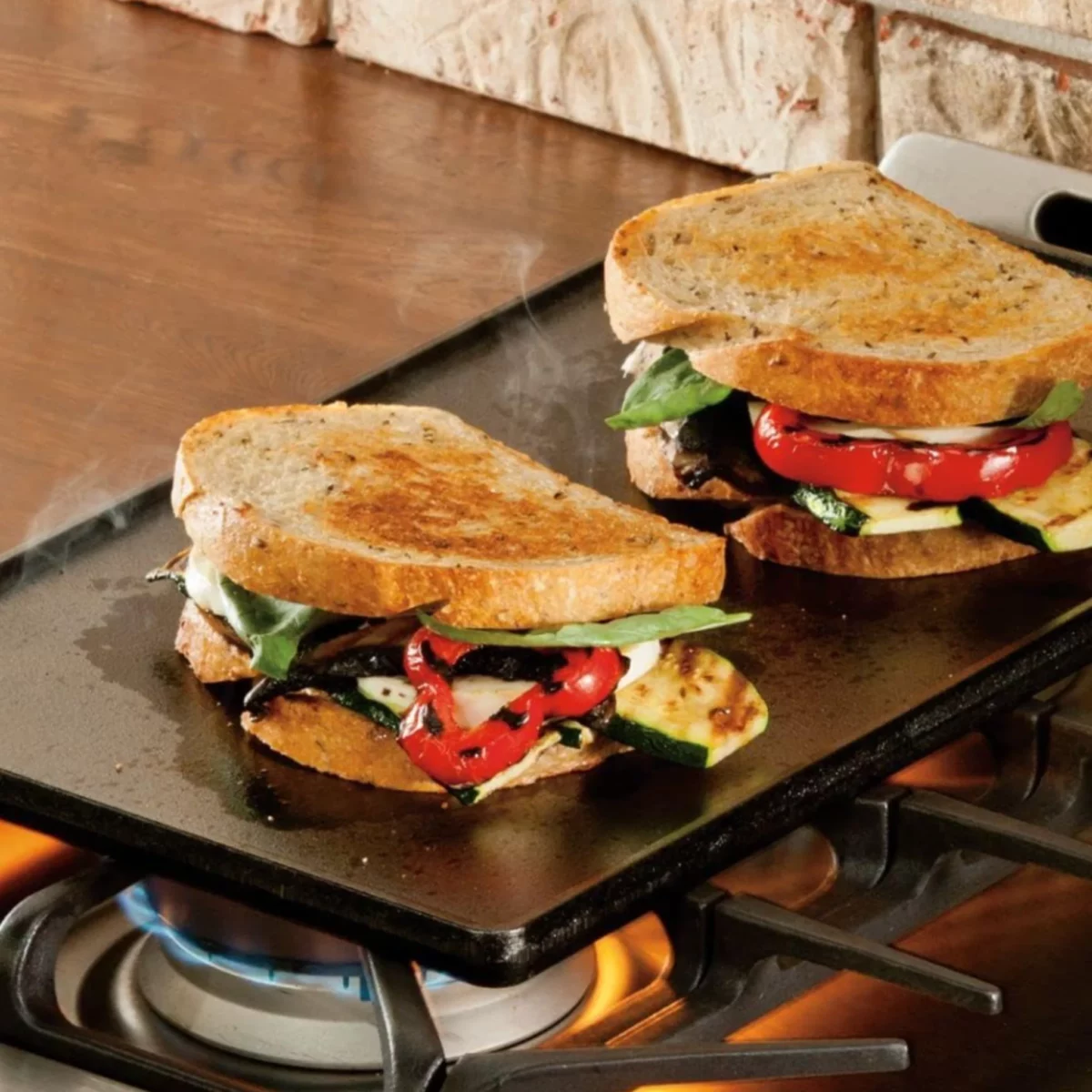 Lodge Seasoned Cast Iron Reversible Grill & Griddle Pan, 16.75" x 9.5 ...